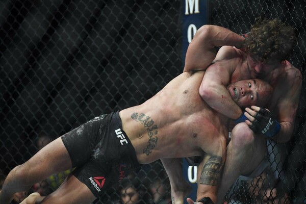 Bulldog Choke - MMA Full Contact